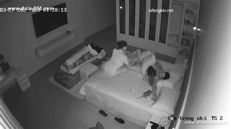 Hackers Use The Camera To Remote Monitoring Of A Lovers Home Life663