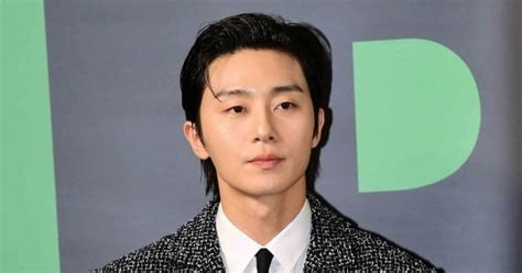 [공식] 박서준 154만 구독자 보유 수스와 열애 중 사생활 확인 불가