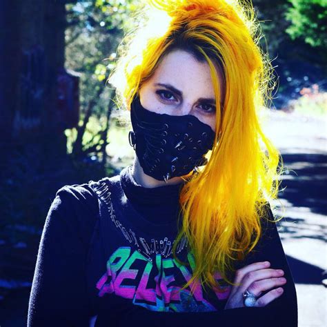 Avivas New Photos 3 6 Free2music