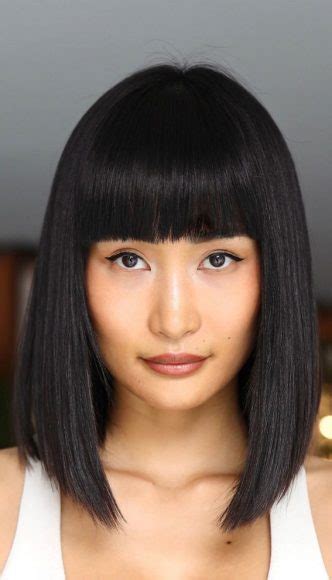 Stylish Shoulder Length Haircuts To Try Now Dark Hair Lob Haircut