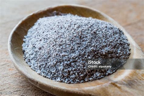 인스턴트 커피 가루 3에 1 설탕 한 숟가락에 우유 가루와 혼합 0명에 대한 스톡 사진 및 기타 이미지 0명 가루로 빻은