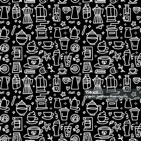 낙서 컵 따뜻한 음료 프랑스 언론 양조장 콩 메뉴 카페용 커피 밀 커피 요소 디자인이있는 초크 보드 원활한 패턴 흰색 글자 블랙 벡터 손으로 그린 그림 연속무늬에 대한 스톡