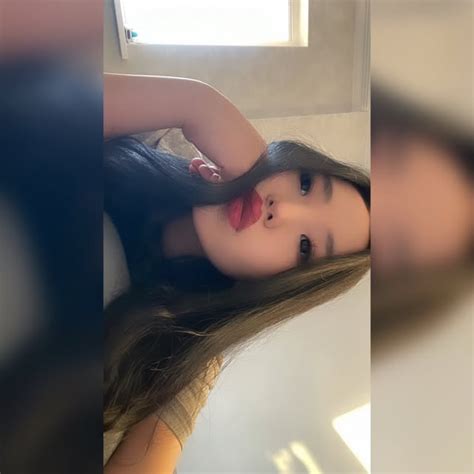 Julia Wood Julia Wood On Threads