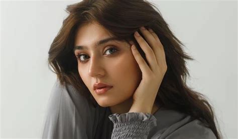 Gram Vs Aram Dur E Fishan Delights Fans With Latest Post