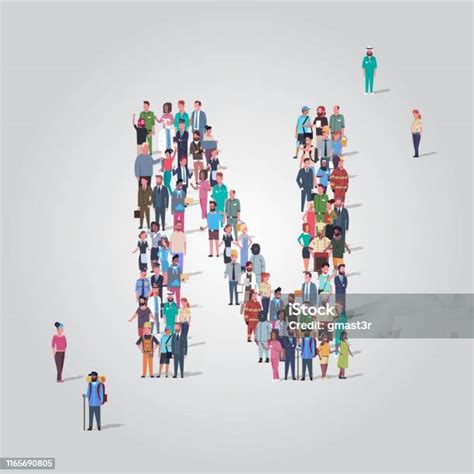 큰 사람들 군중 수집 모양 문자 N 다른 직업 직원 그룹 함께 영어 알파벳 개념 전체 길이 서 개념에 대한 스톡 벡터 아트 및