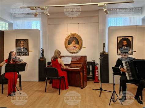 Концертът „Картини от Пиацола“ представи света на тангото в Свищов Утро