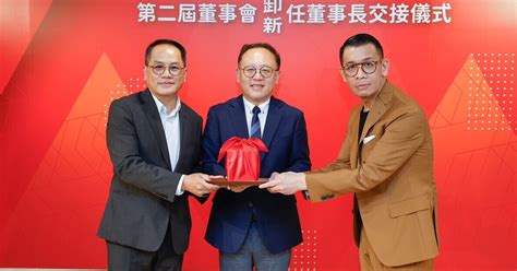 民報 Taiwan People News 文策院新董座接棒 部長史哲：借重蔡嘉駿「產業經驗」推動文創資本化