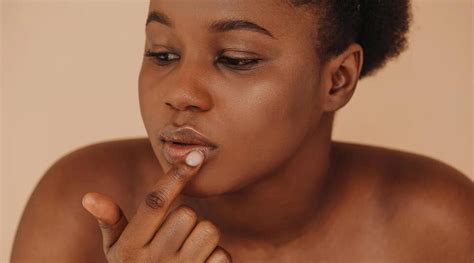 How To Exfoliate Your Lips Like A Pro Tips 12 Diy Options To Choose