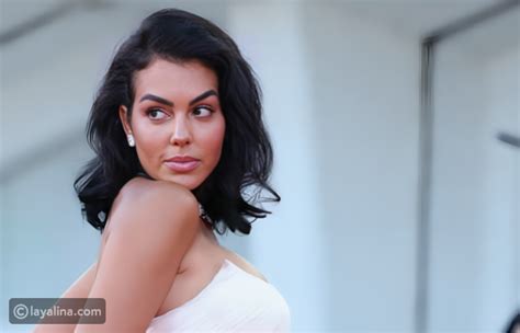 حمل جورجينا رودريغيز يثير الجدل بسبب إطلالتها في فينيسيا