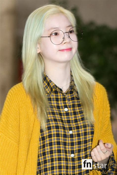 [포토] 트와이스 다현 ‘봄향기 나는 민트색 머리 헉스