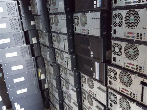 관공서에서 코어2듀오 동일 모델 Pc 260대 모니터 노트북 매입 했습니다 관공서 회사 기업 단체 기관에서 나오는 전산장비 매입해드려요 중고 폐