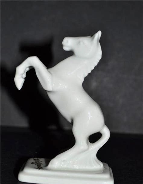 Вінтажна статуетка білий кінь — ціна 3500 грн у каталозі Статуетки Купити товари для дому та