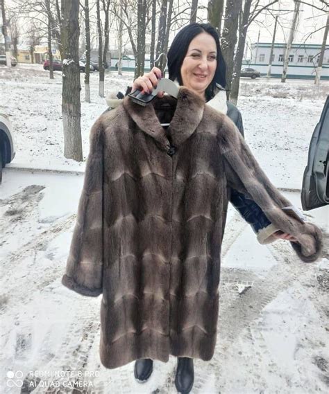 ბეწვის ქურქი მეუღლის სანაცვლოდ რუსი სამხედროების ქვრივებს საჩუქრები დაურიგეს ვიდეო Ambebi Ge