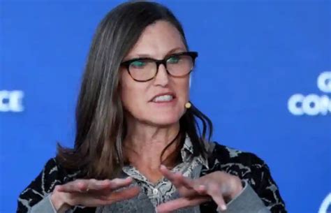 돈나무 언니 테슬라 15배 2600달러 간다 🚀