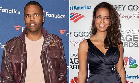 Aj Calloway Exiting Extra After Sex Misconduct Daily Mail Online