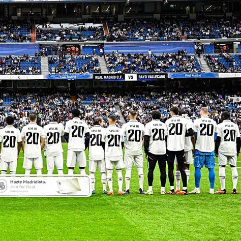 Goal Japanさんのインスタグラム写真 Goal Japaninstagram「⚪️ 背番号「20」のユニフォームを着用 👕