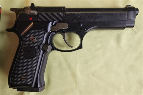 Yahooオークション デジコン ベレッタm92f 100円スタート