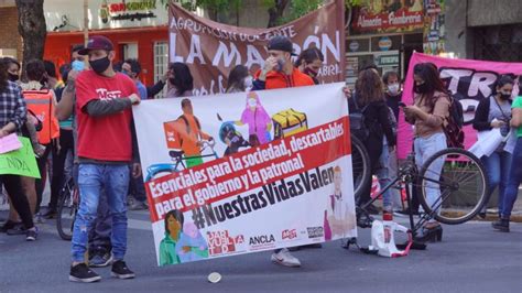 Repartidores Y Reemplazantes Reclamaron Por Sus Derechos Frente Al