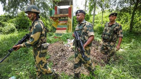 शोपियां हमले में पुलिस को बड़ी कामयाबी पकड़ा गया आतंकी बशीर Jammu Kashmir Target Killing