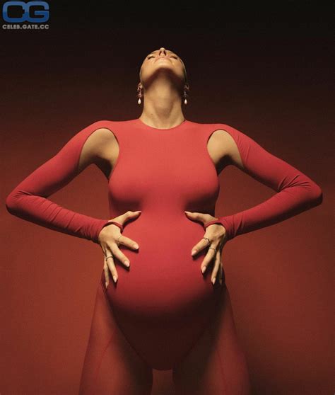 Lena Gercke Nude Pictures Onlyfans Leaks Playboy Photos Sex Scene Uncensored