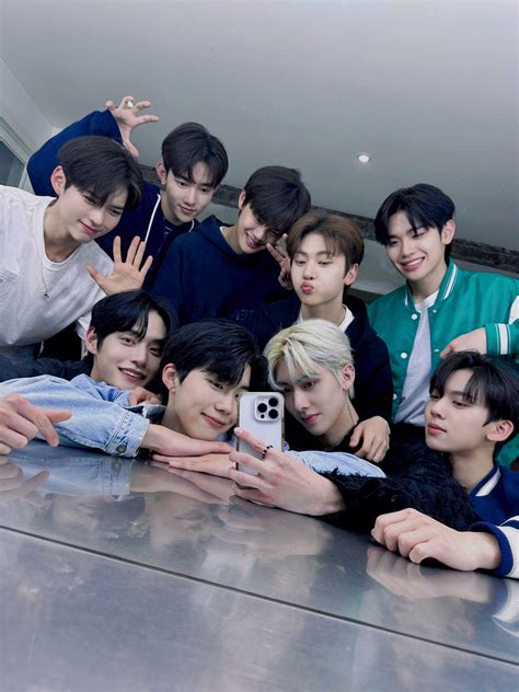 [잡담] 와 아니 김지웅… 인스티즈 Instiz 연예 카테고리