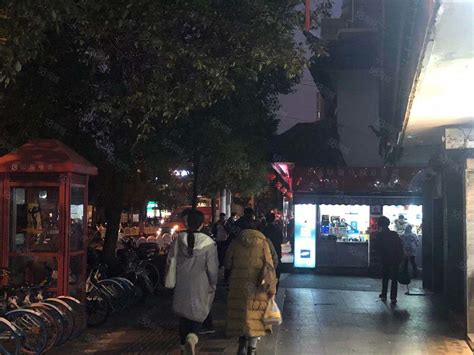 【12图】房东直租！春波四万人小区门口商铺！46平招早餐，奶茶轻餐饮类杭州滨江西兴春波小区春波路商铺商铺租售生意转让出租 杭州58同城