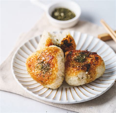 日式烤飯糰 Yaki Onigiri 三個重點做出居酒屋水準的烤飯糰 巧兒灶咖 Ciao Kitchen