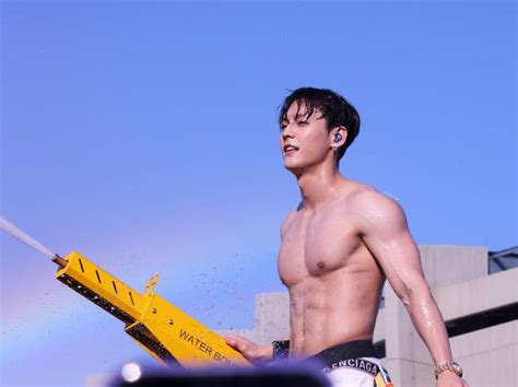 올해도 기대되는 작년 워터밤찢남 인스티즈 Instiz 이슈 카테고리