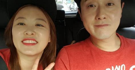 아직 신혼김원효♥심진화 부부 커플티 입고 달달한 데이트