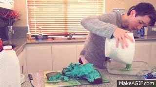 EPIC RAINBOW CAKE 3 LAYER FAIL On Make A