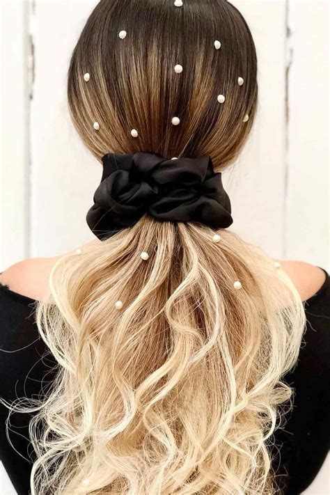 44 Amazing Graduation Hairstyles For Your Special Day In 2022 Cool