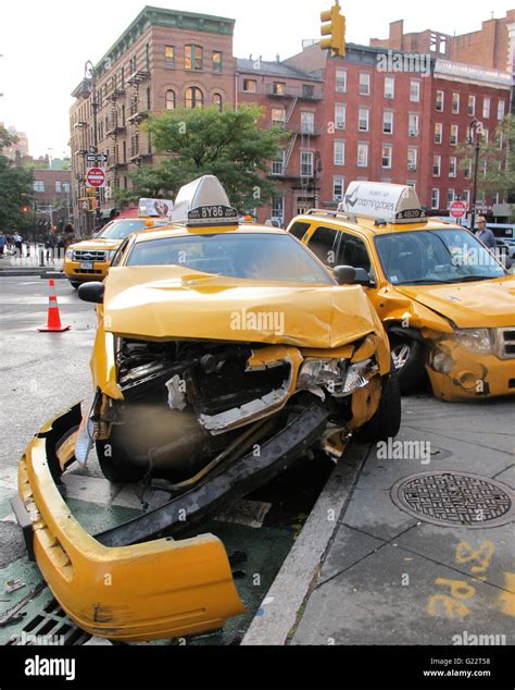 Accident Car Crash Taxi Banque De Photographies Et Dimages à Haute
