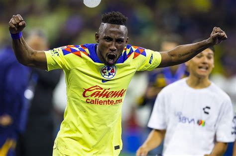 Top Mexican Football Players