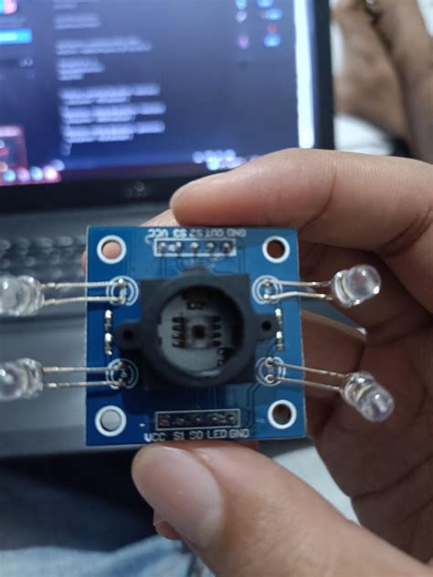 Anyone Know Why This Servo Is Acting Weird R Arduinoprojects