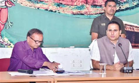 Kadapa Collector V Vijaya Rama Raju Expresses Ire Over Delay In