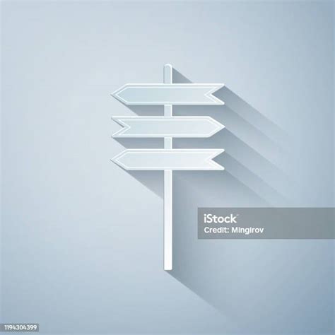 종이 컷 도로 교통 표지판 회색 배경의 표지판 아이콘입니다 포인터 기호입니다 텍스트에 대한 장소가있는 빈 보드 격리 된 거리 정보 기호입니다 방향 기호입니다 종이 아트