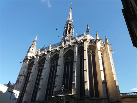 Visit Paris Sainte Chapelle And Stained Glass Glory Photos By Suzy Dias