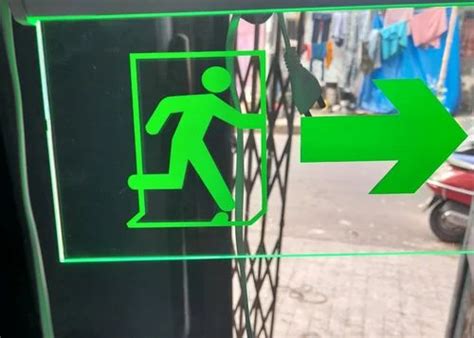 Acrylic Plastic Rectangular Emergency Exit Board With Battery Back Up Board Thickness 8mm At