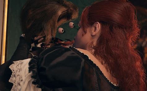 The 12 Most Ridiculous Game Glitches In Pictures