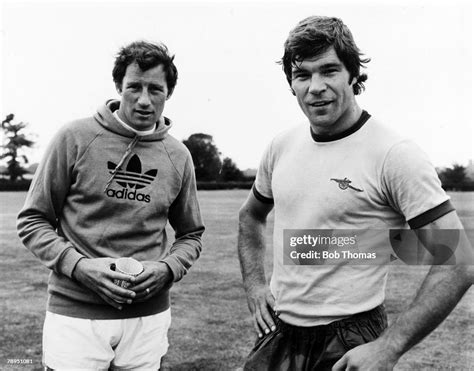 1976 Arsenal Manager Terry Neill Left With His New Signing Malcolm