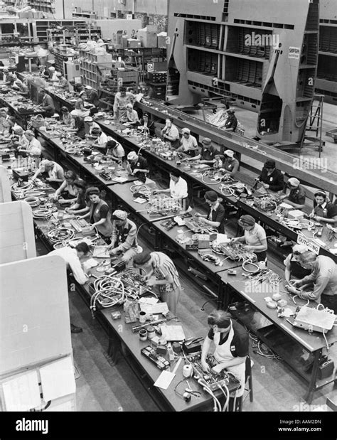 Wiring Airplane Controls Douglas Aircraft Assembly Line 1940s Women