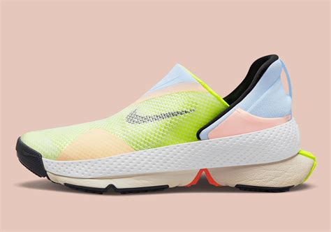 Nike Go FlyEase – Hands-Free Shoe Release Date | SneakerNews.com