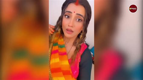 Bhojpuri Actress Akshara Singh Sets Internet On Fire With Her Killer