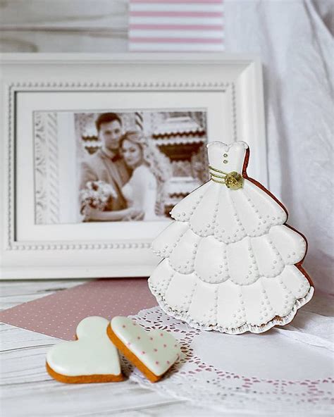 ИМБИРНЫЙ ПРЯНИК как искусство Na Instagramu „Моё свадебное платье 👰💍 Конечно как любая