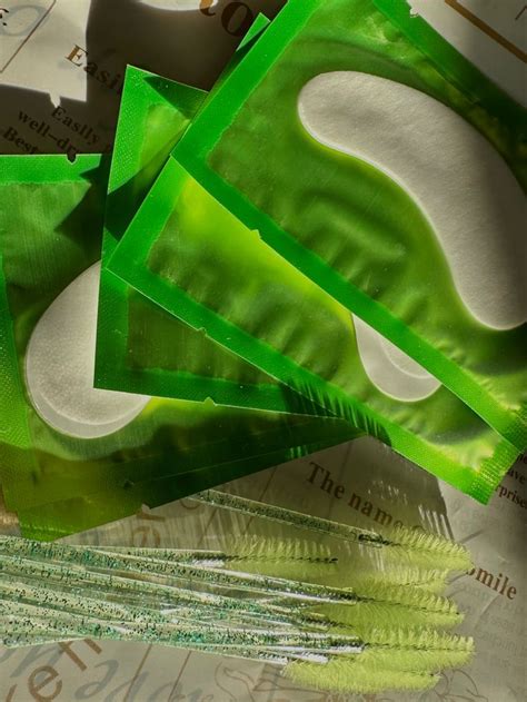 Наращивание ресниц Ресницы Наращивание ресниц Большие ресницы