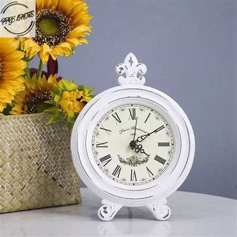 Винтажные деревянные маленькие белые настольные часы бесшумные не
