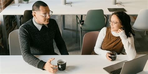 Why The Hybrid Work Arrangement Is Still An Ongoing Topic Us Business News