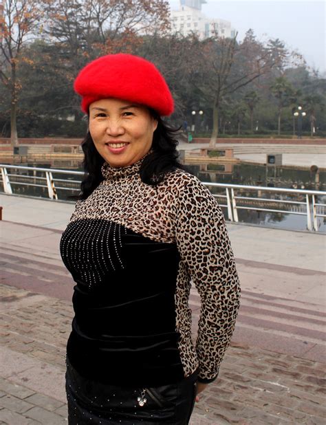 中年女人 佳能 EOS 60D 样张 PConline数码相机样张库