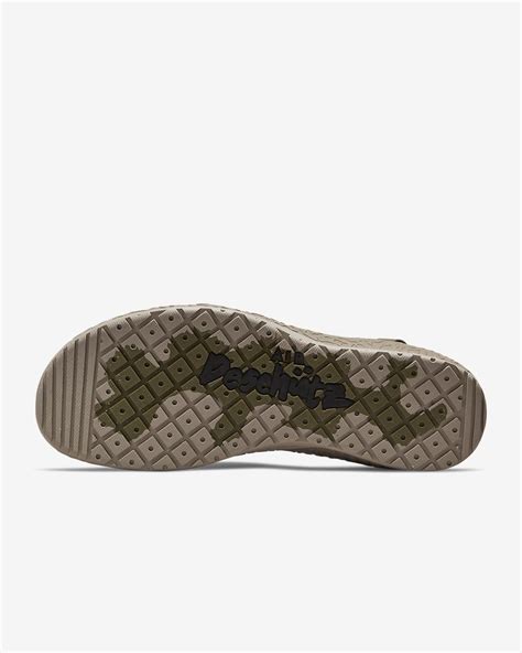 Nike ACG Air Deschutz + Sandals. Nike AE