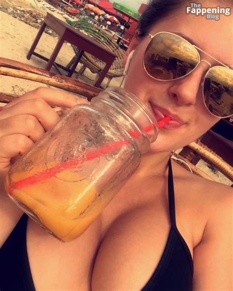 Claire Abbott Crossdressingclaire Officialclaireabbott Nude Leaks